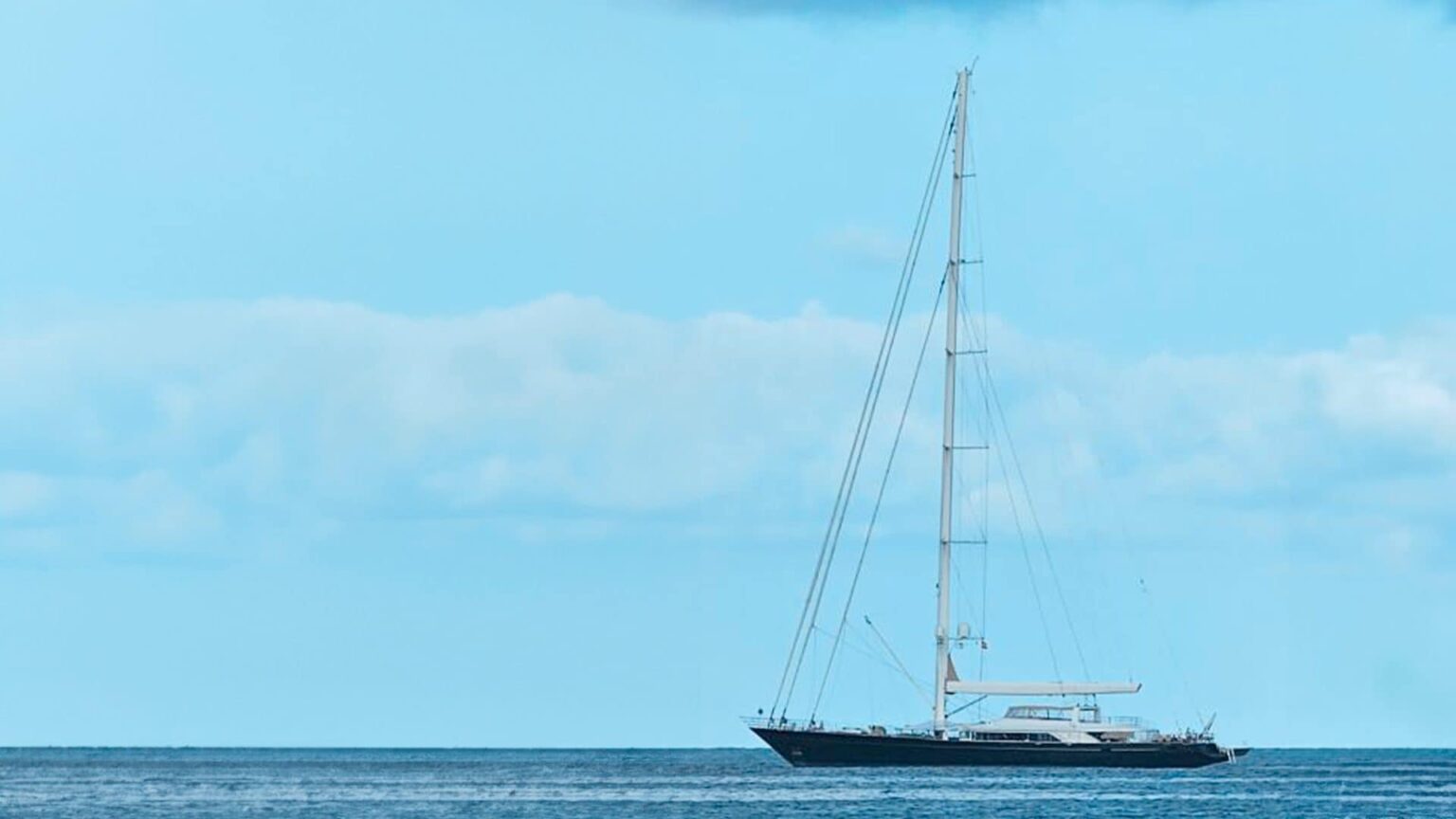 Palermo, sailing boat sinks in bad weather off Porticello: one dead and ...