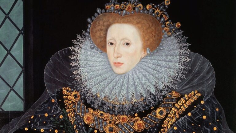 Why were ruff collars worn in Elizabethan times?