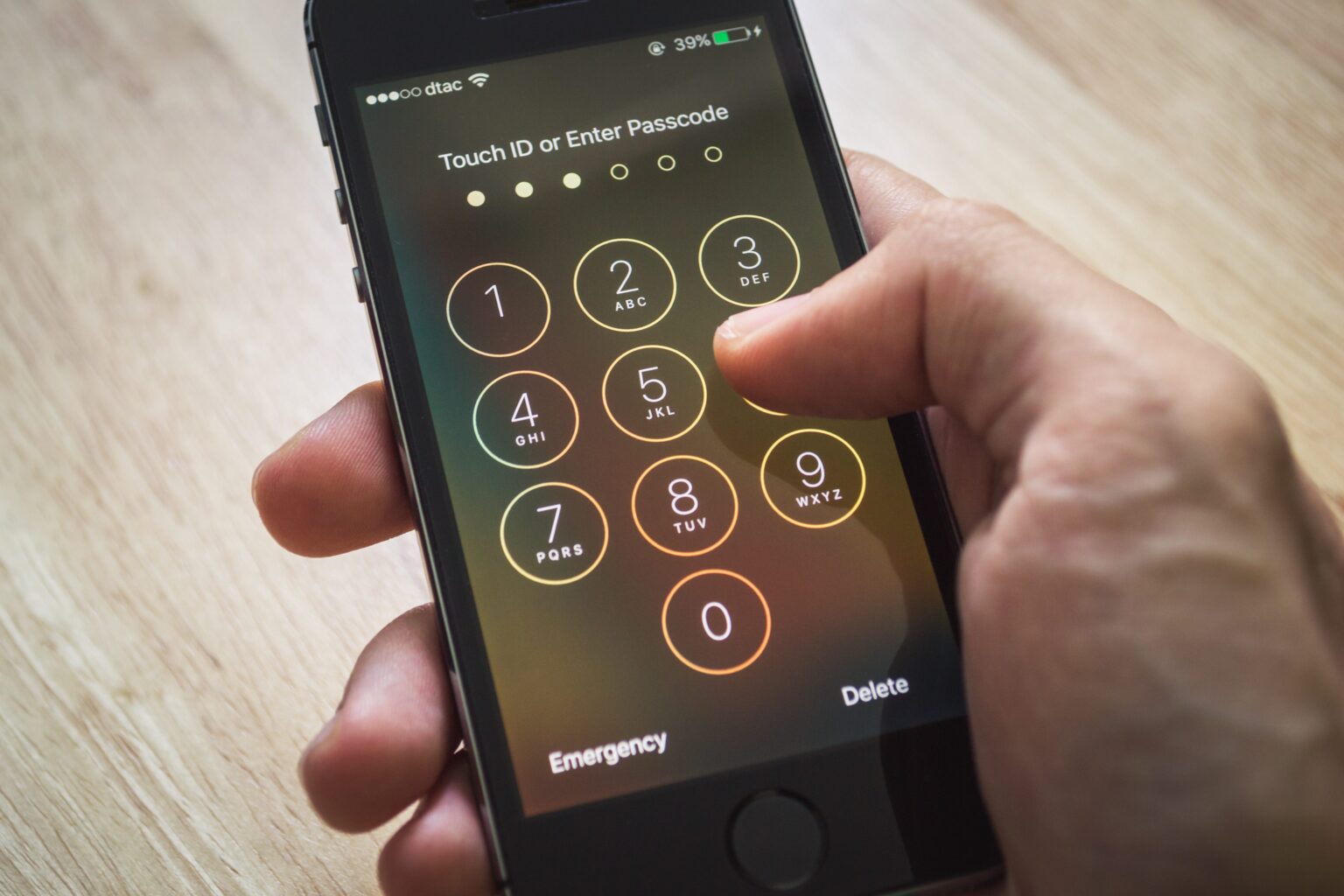 How to remove the PIN code from the iPhone: the guide