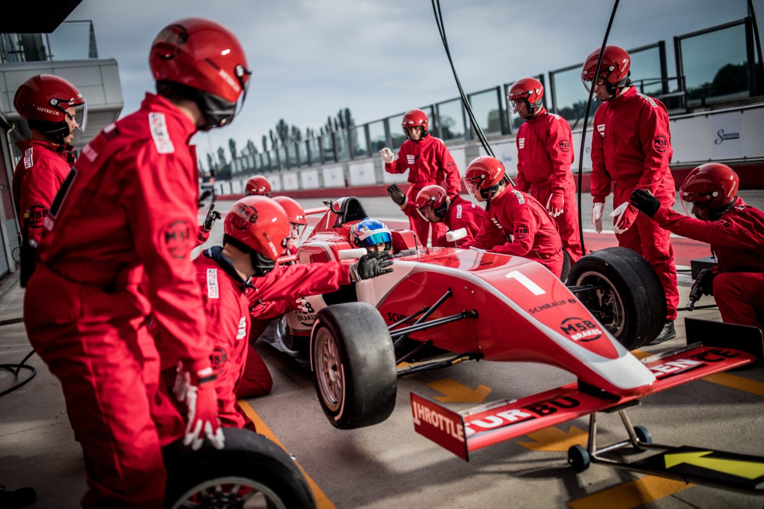 The pit stops in Formula 1: what are and how the teams do to change the ...