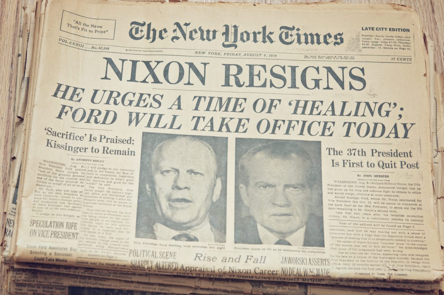 What is the story of the Watergate, the most serious political scandal ...