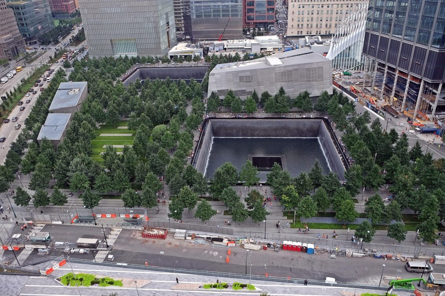 What is Ground Zero, the memorial that fills the "hole" left by the ...